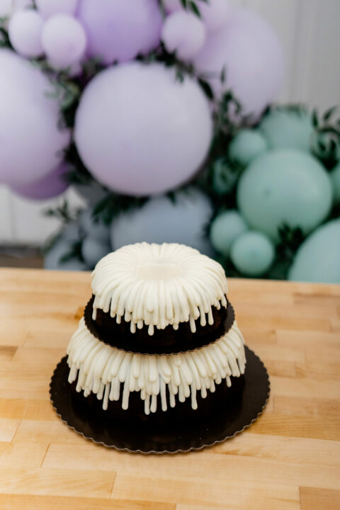 Nothing Bundt Cake - Metropolitan Weddings